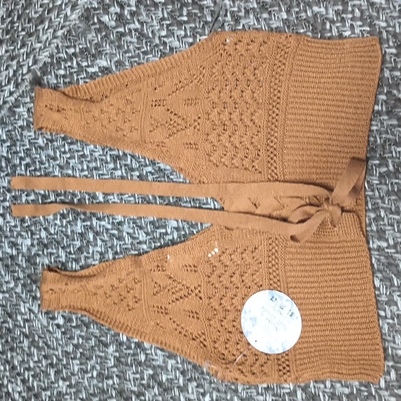 Jolie & Joy by FCT With Love | Tops | Jolie Joy Crop Tank Top Brown ...